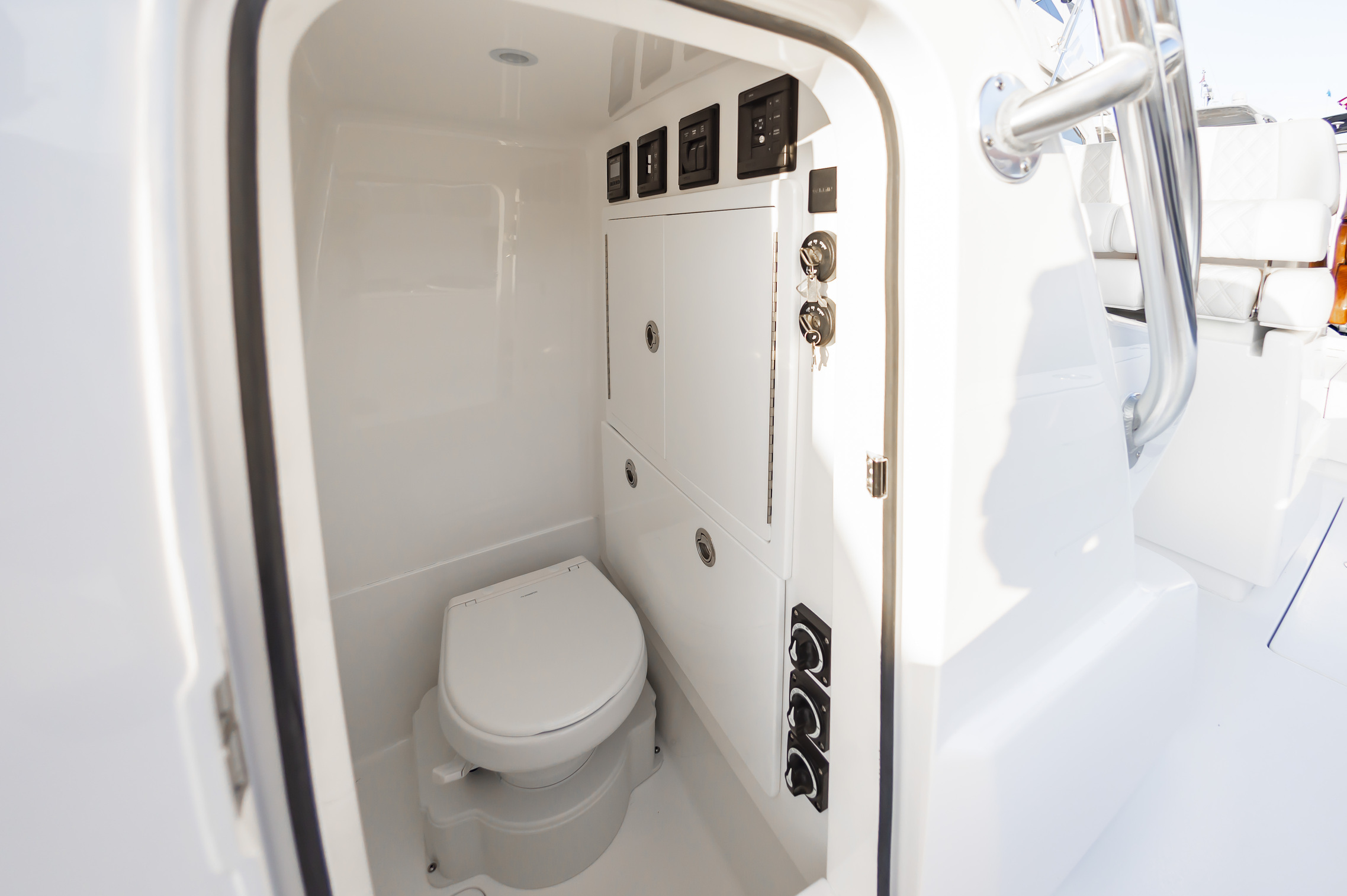 Buy New Valhalla V-28 Bay Boats for Sale | Galati Yacht Sales