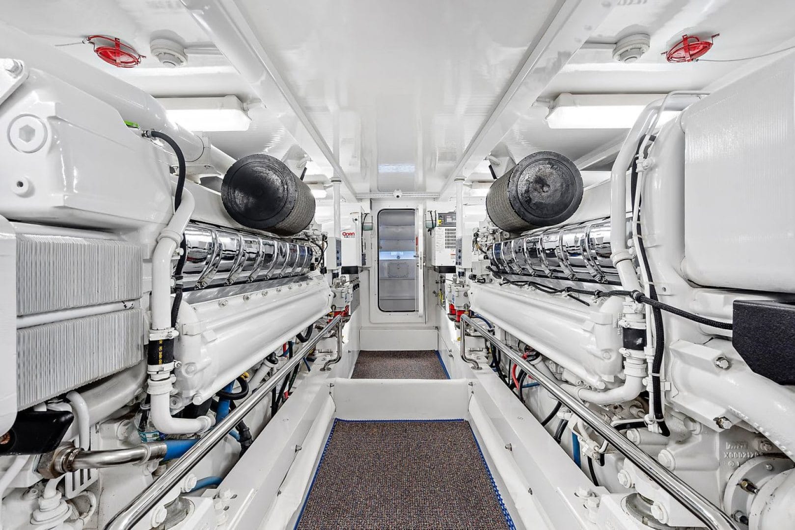 80 Donzi Yachts | Epitome of Luxury & Sportfish | Galati Yachts