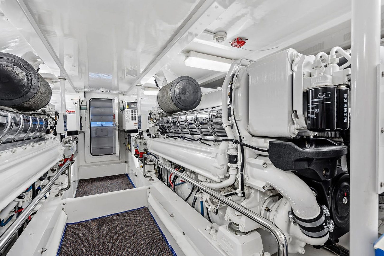 80 Donzi Yachts | Epitome of Luxury & Sportfish | Galati Yachts