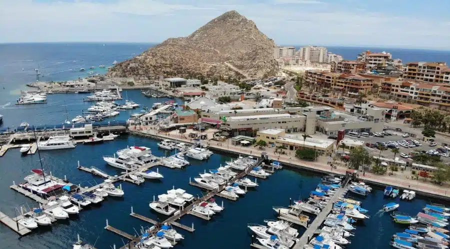 The Ultimate Cabo Boating Itinerary - Galati Yachts