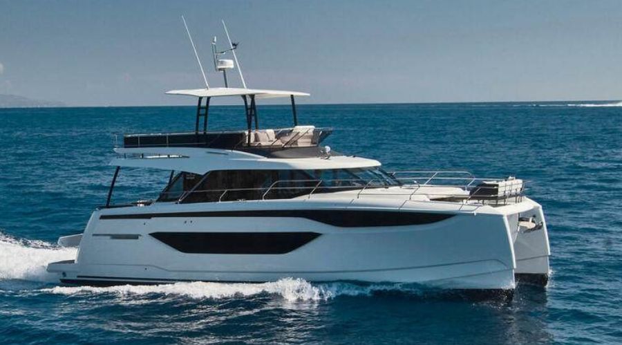 Best Yachts: Top Brands & Most Popular Models for Every Lifestyle ...